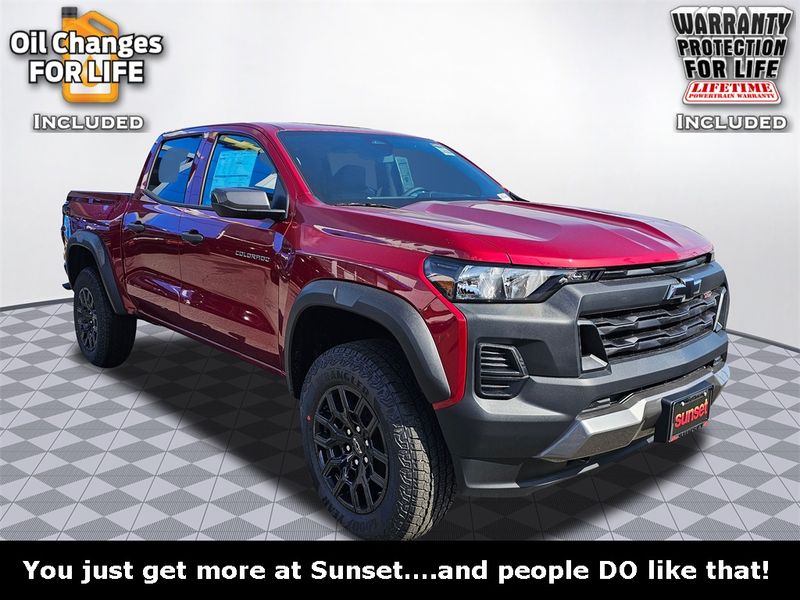 2025 Chevrolet Colorado Trail Boss Crew Cab - Sunset Auto Family
