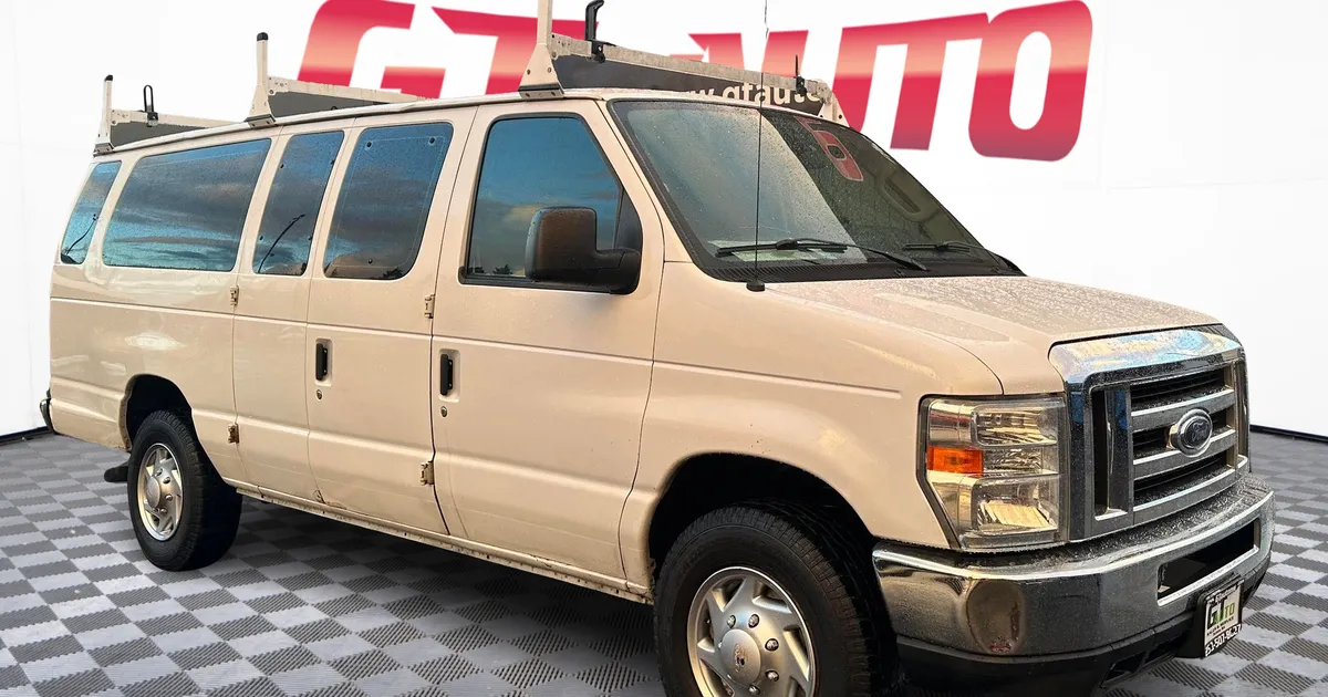 2010 Ford E-Series E-350 SD XLT Passenger - GT Auto Sales