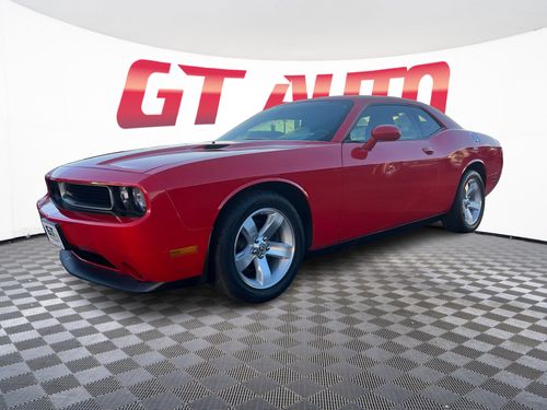 2016 Dodge Challenger SXT Plus - GT Auto Sales