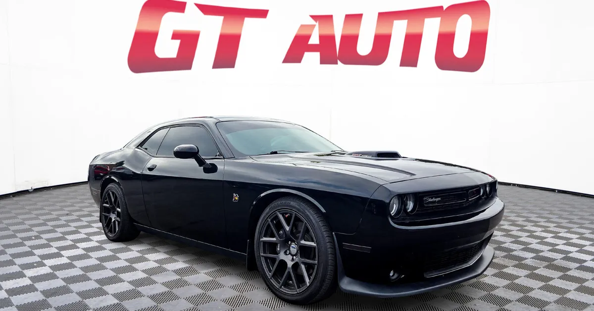 2016 Dodge Challenger 392 HEMI Scat Pack Shaker - GT Auto Sales