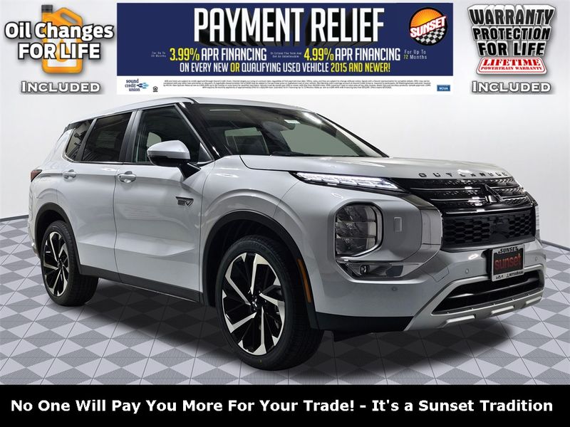 2025 Mitsubishi Outlander PHEV SE - Sunset Auto Family