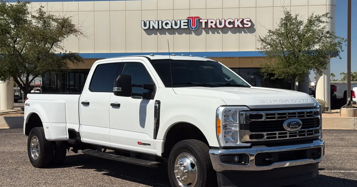 2023 Ford F-350 Super Duty XLT - Unique Trucks