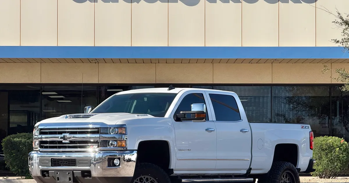 2018 Chevrolet Silverado 2500HD LTZ - Unique Trucks