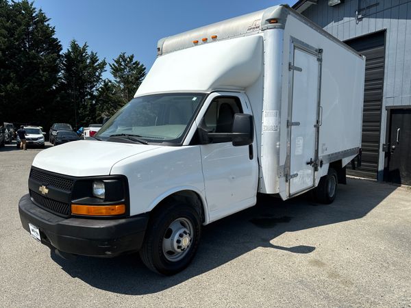 2016 Chevrolet Express 3500 Commercial/Cutaway/Chassis - Austin's Auto ...