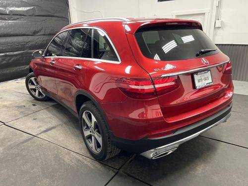 2019 Mercedes-Benz GLC GLC 300 - Austin's Auto Sales