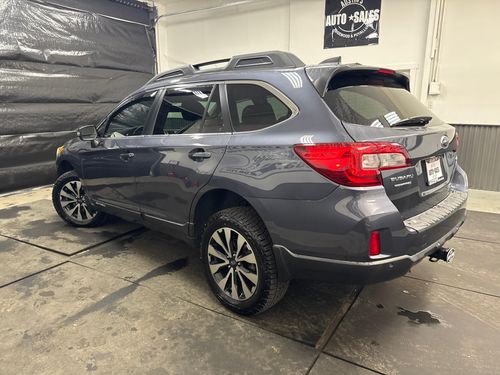 2017 Subaru Outback 3.6R Limited Crossover - Austin's Auto Sales