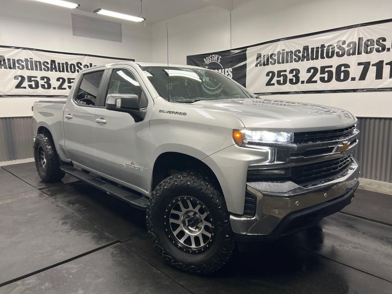 2020 Chevrolet Silverado 1500 LT Crew Cab - Austin's Auto Sales