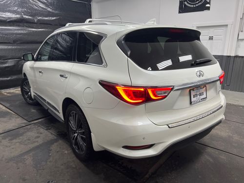 2017 INFINITI QX60 Base - Austin's Auto Sales