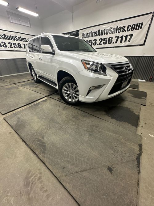 2013 Lexus LX 570 Base - Austin's Auto Sales