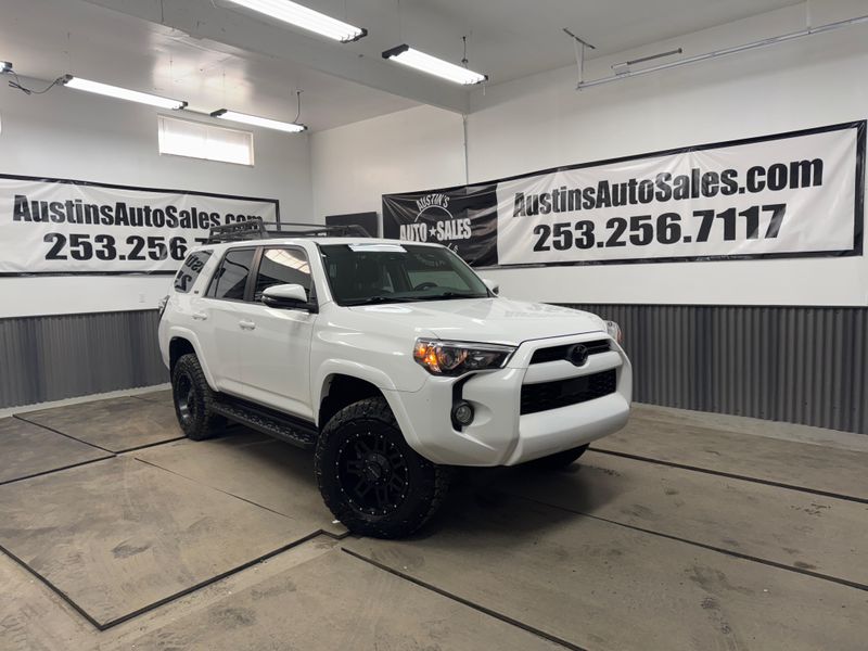 2020 Toyota 4Runner SR5 Premium - Austin's Auto Sales