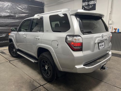 2014 Toyota 4Runner SR5 - Austin's Auto Sales