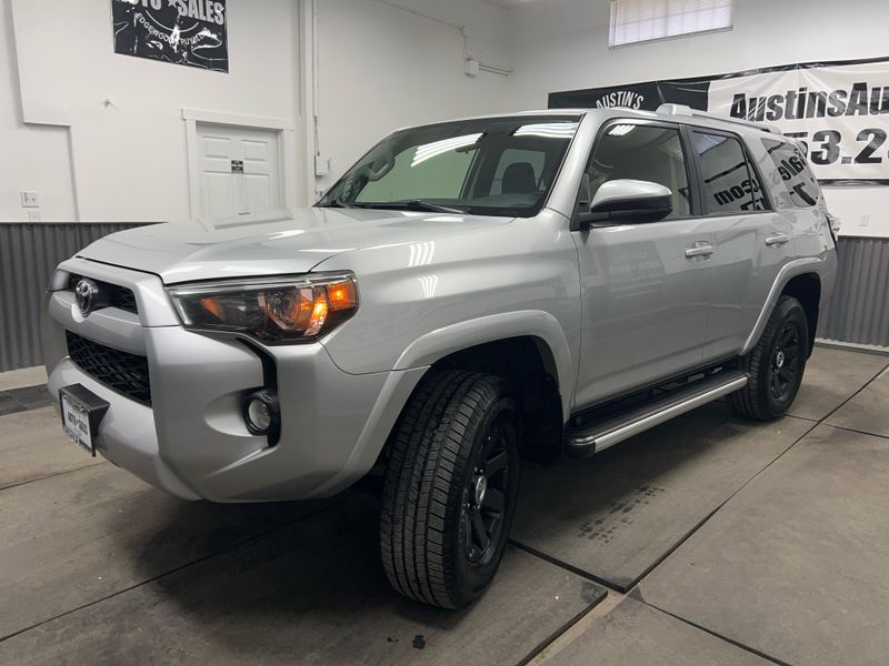 2014 Toyota 4Runner SR5 - Austin's Auto Sales
