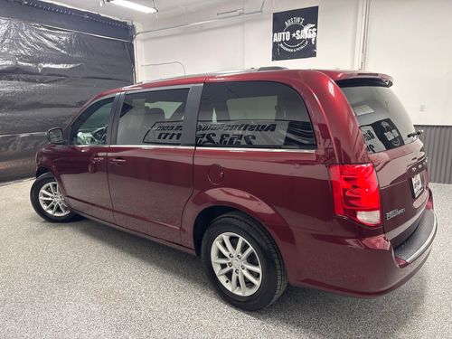 2018 Dodge Grand Caravan SXT Passenger - Austin's Auto Sales
