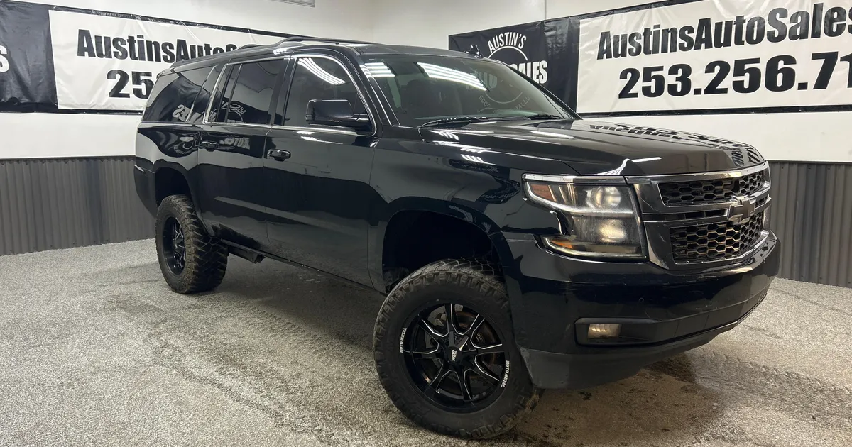 2016 Chevrolet Suburban LT - Austin's Auto Sales