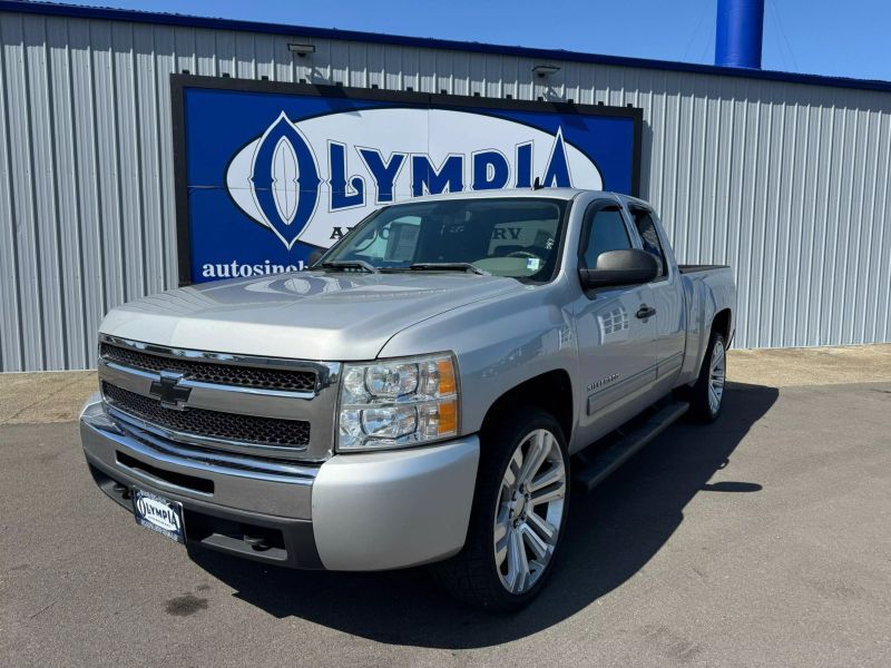 2011 Chevrolet Silverado 1500 LS Extended Cab - Olympia Auto Sales