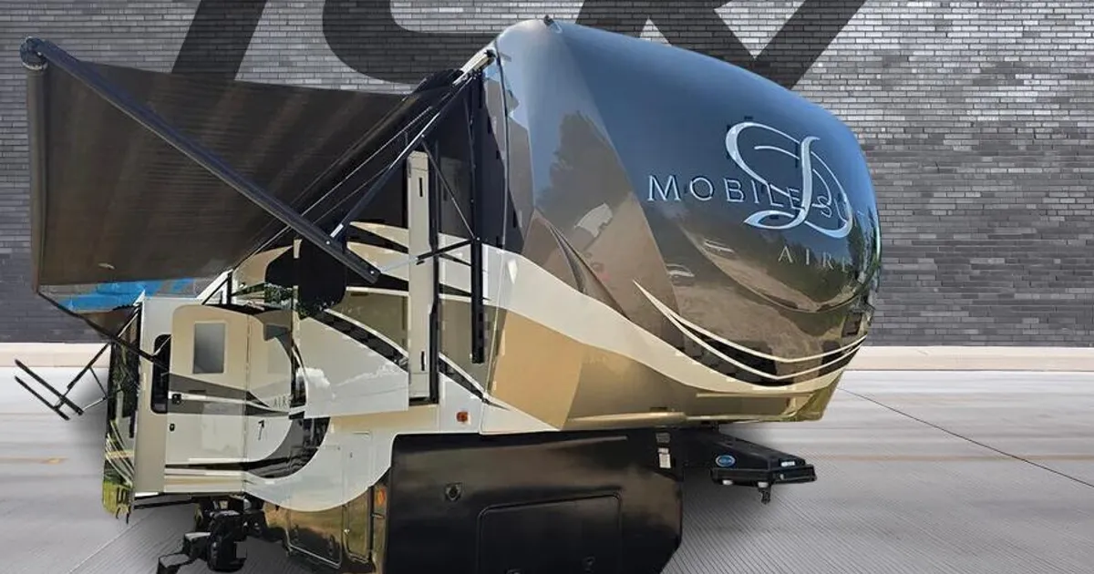 2018 DRV Mobile Suites 40ft Fifth Wheel 4 Slides - Truck City RV