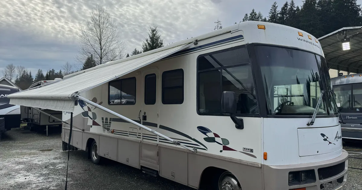 1997 Winnebago Adventurer - Truck City RV