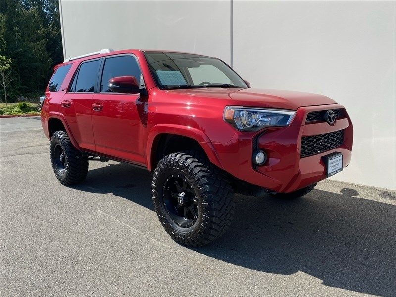 2017 Toyota 4Runner SR5 PREMIUM *LIFTED* - 410 Auto Sales