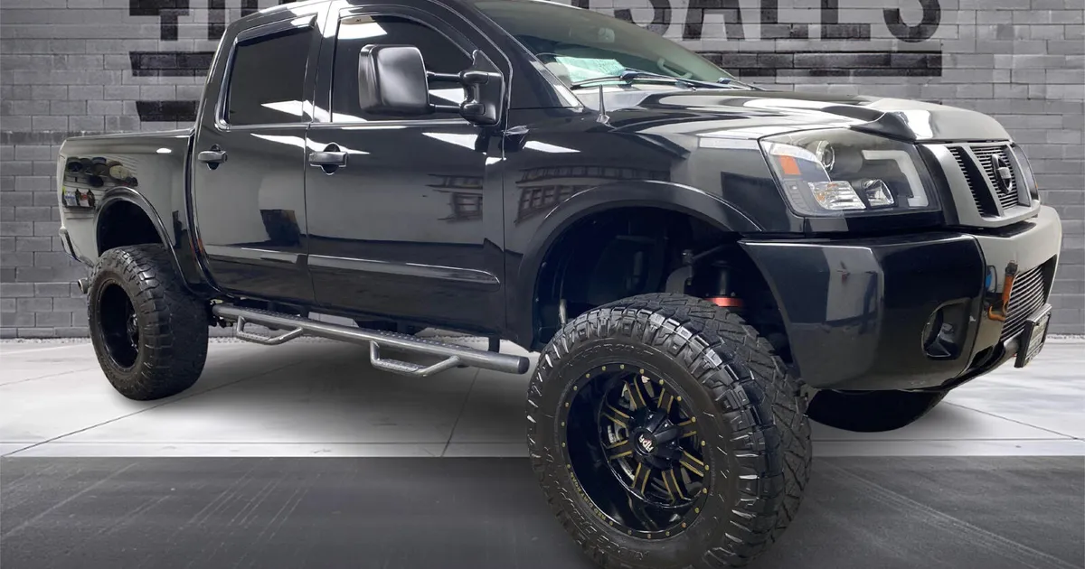 2015 Nissan Titan PRO-4X Crew Cab - 410 Auto Sales