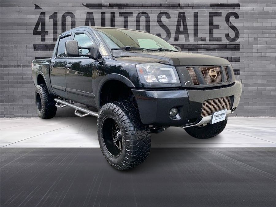 2015 Nissan Titan PRO-4X Crew Cab - 410 Auto Sales