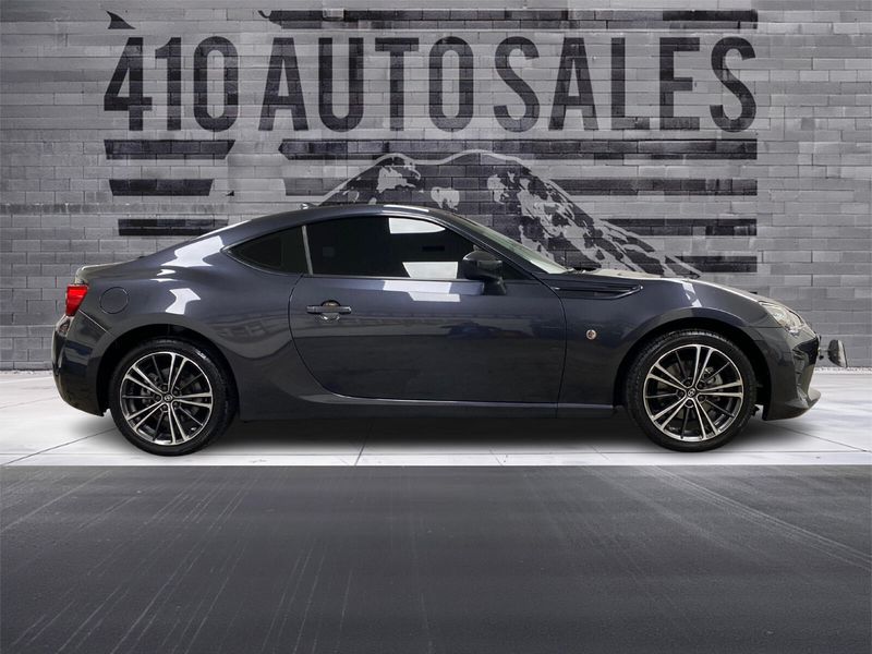 2019 Toyota 86 Base - 410 Auto Sales
