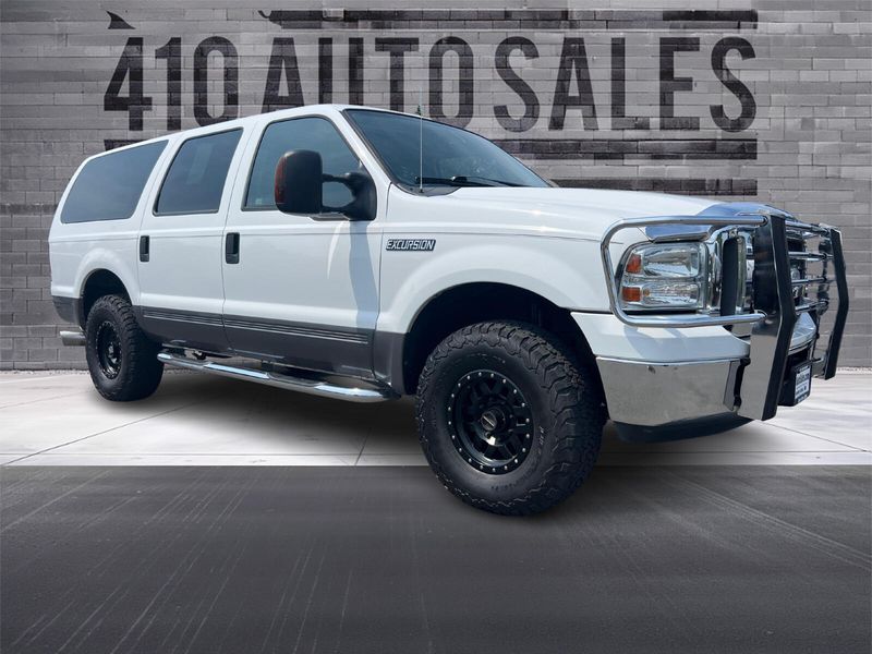 2005 FORD EXCURSION XLT 4X4 *DIESEL* - 410 Auto Sales