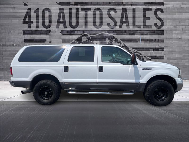 2005 FORD EXCURSION XLT 4X4 *DIESEL* - 410 Auto Sales
